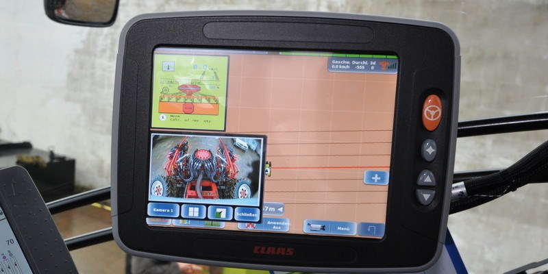 Nieuwe Xerion en Arion trekkers van Claas - Twee nieuwe GPS-terminals ...